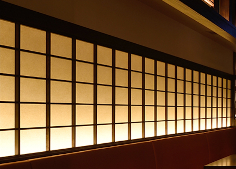 特注格子建具 桟：木 加工 染色 CL ワーロンアクリルFIX 裏面：LED間接照明 | TECTURE（テクチャー）