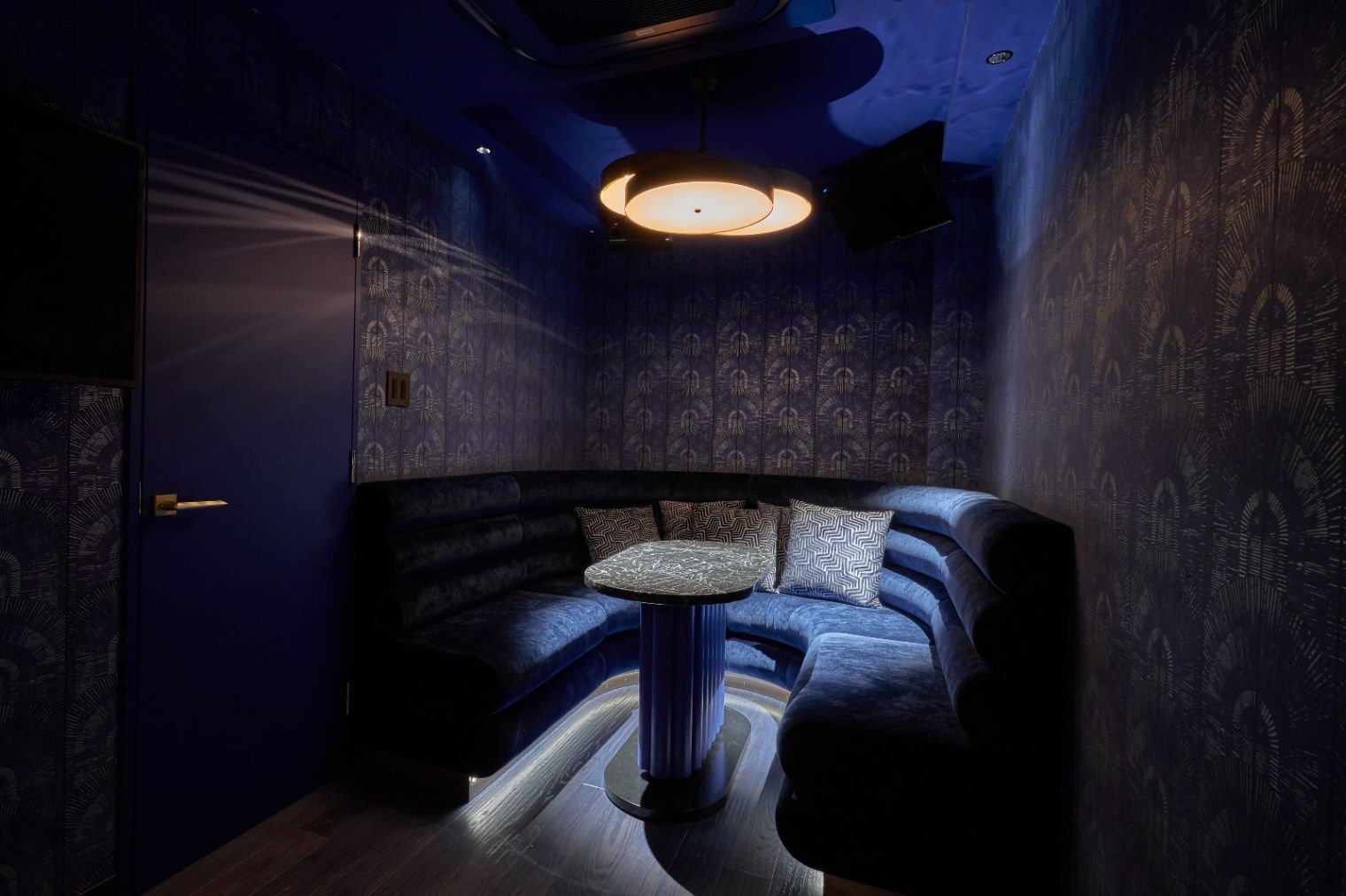 Satin Bar の写真 | TECTURE（テクチャー）