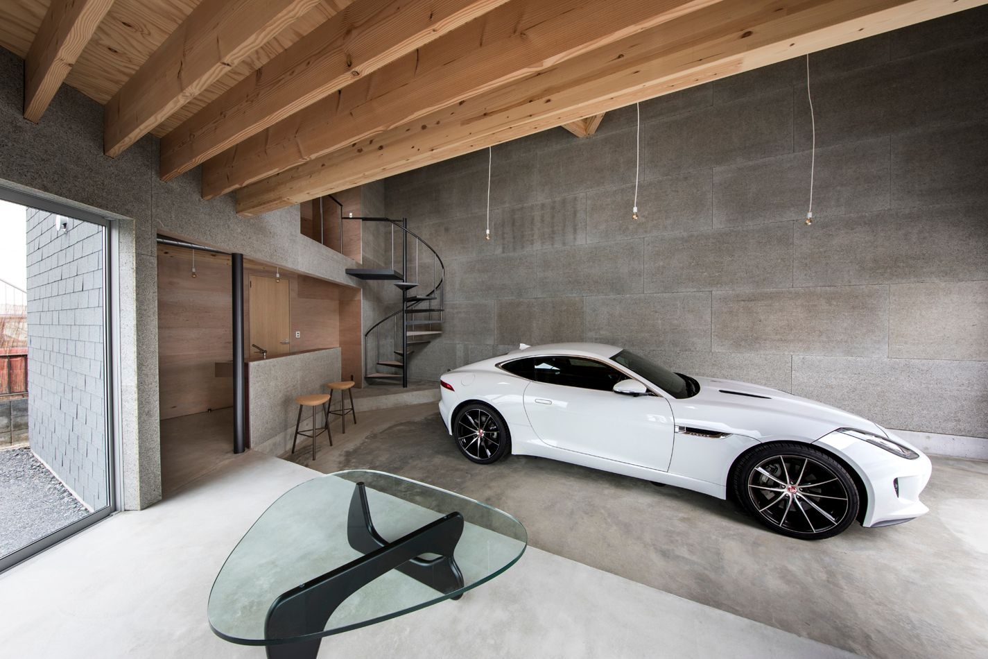 Garage in Hanyuの写真 | TECTURE（テクチャー）