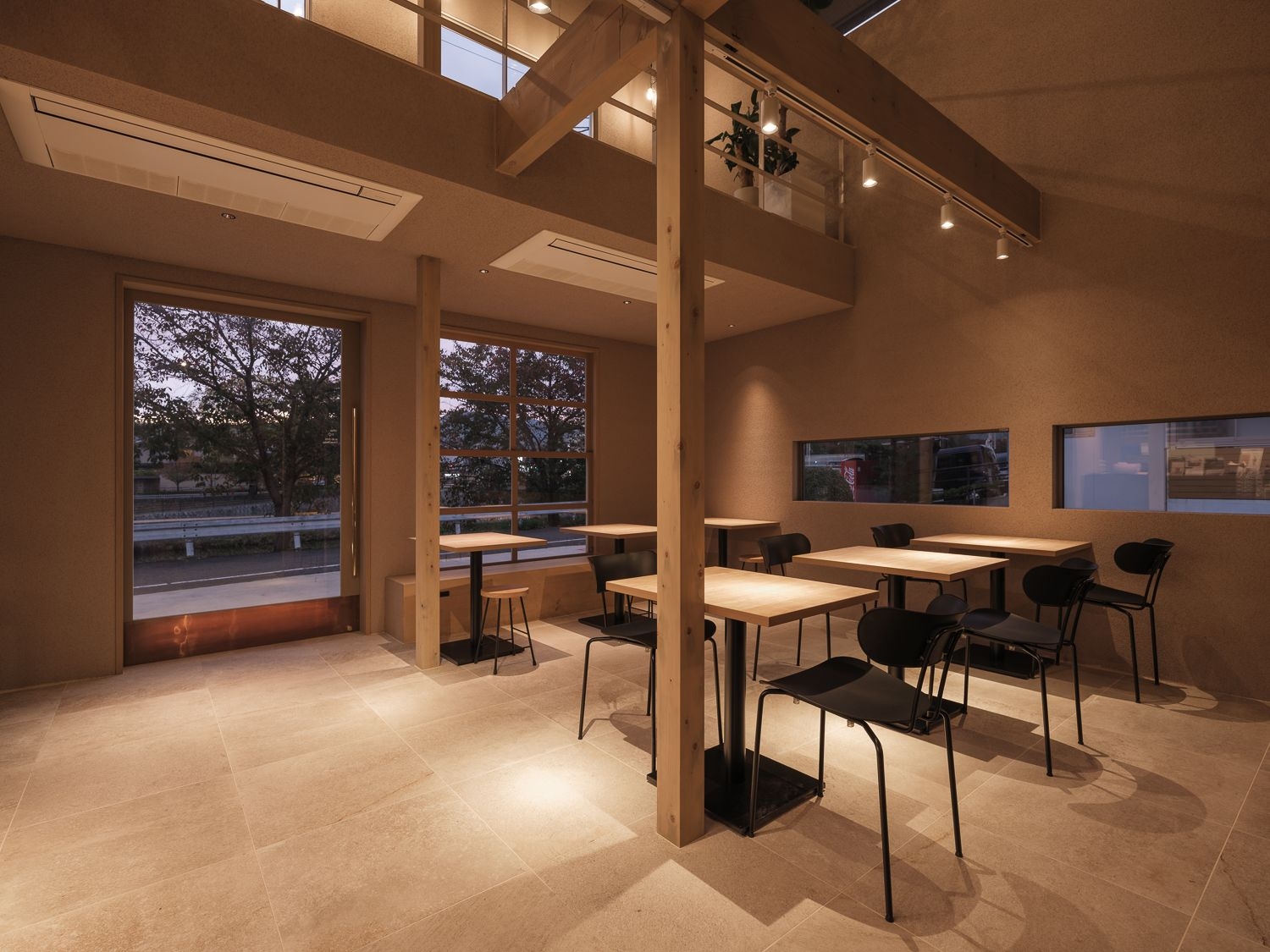 CAFE＆BAR CHILL’S KYOTOの写真 | TECTURE（テクチャー）