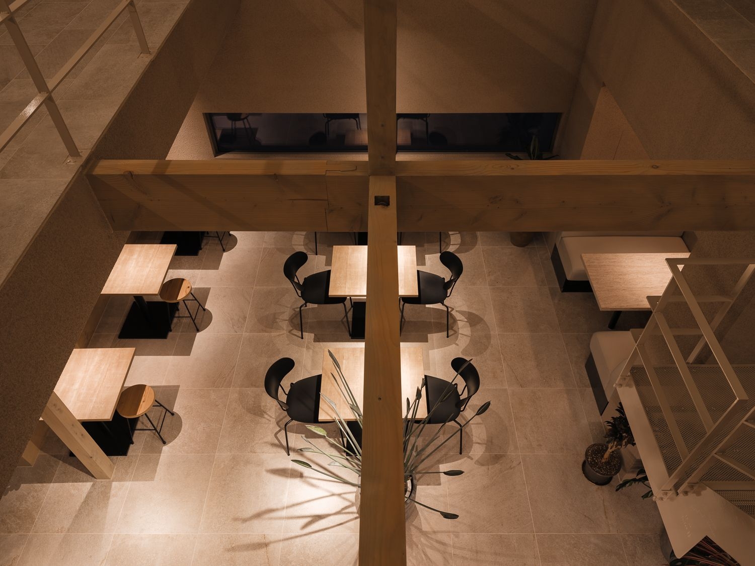 CAFE＆BAR CHILL’S KYOTOの写真 | TECTURE（テクチャー）