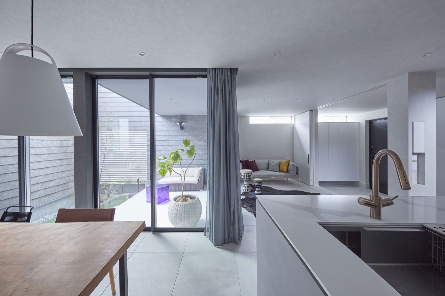 PLUS | TECTURE（テクチャー）