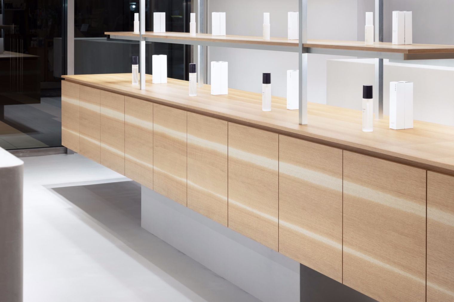 SHIRO 渋谷ヒカリエ店の写真 | TECTURE（テクチャー）