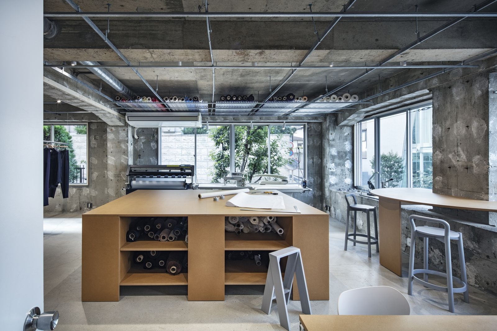 OVERCOAT TOKYOの写真 | TECTURE（テクチャー）