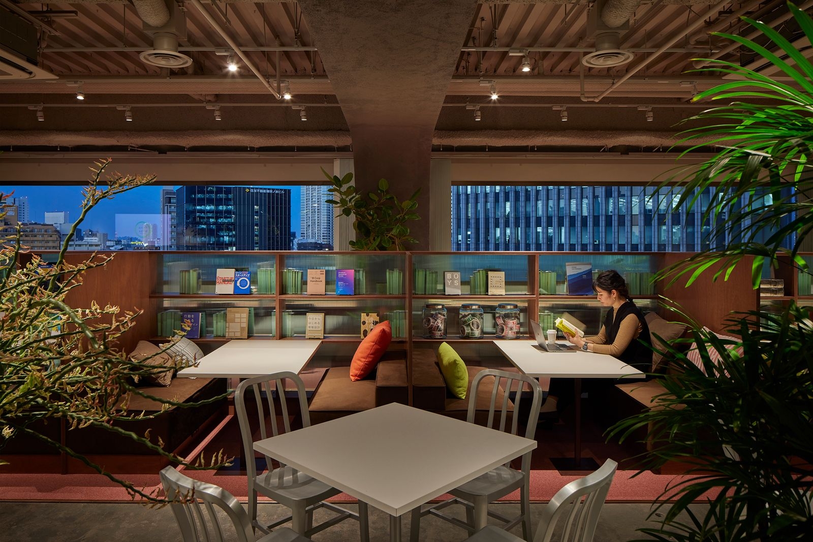 NIPPAN GROUP OCHANOBA の写真 | TECTURE（テクチャー）