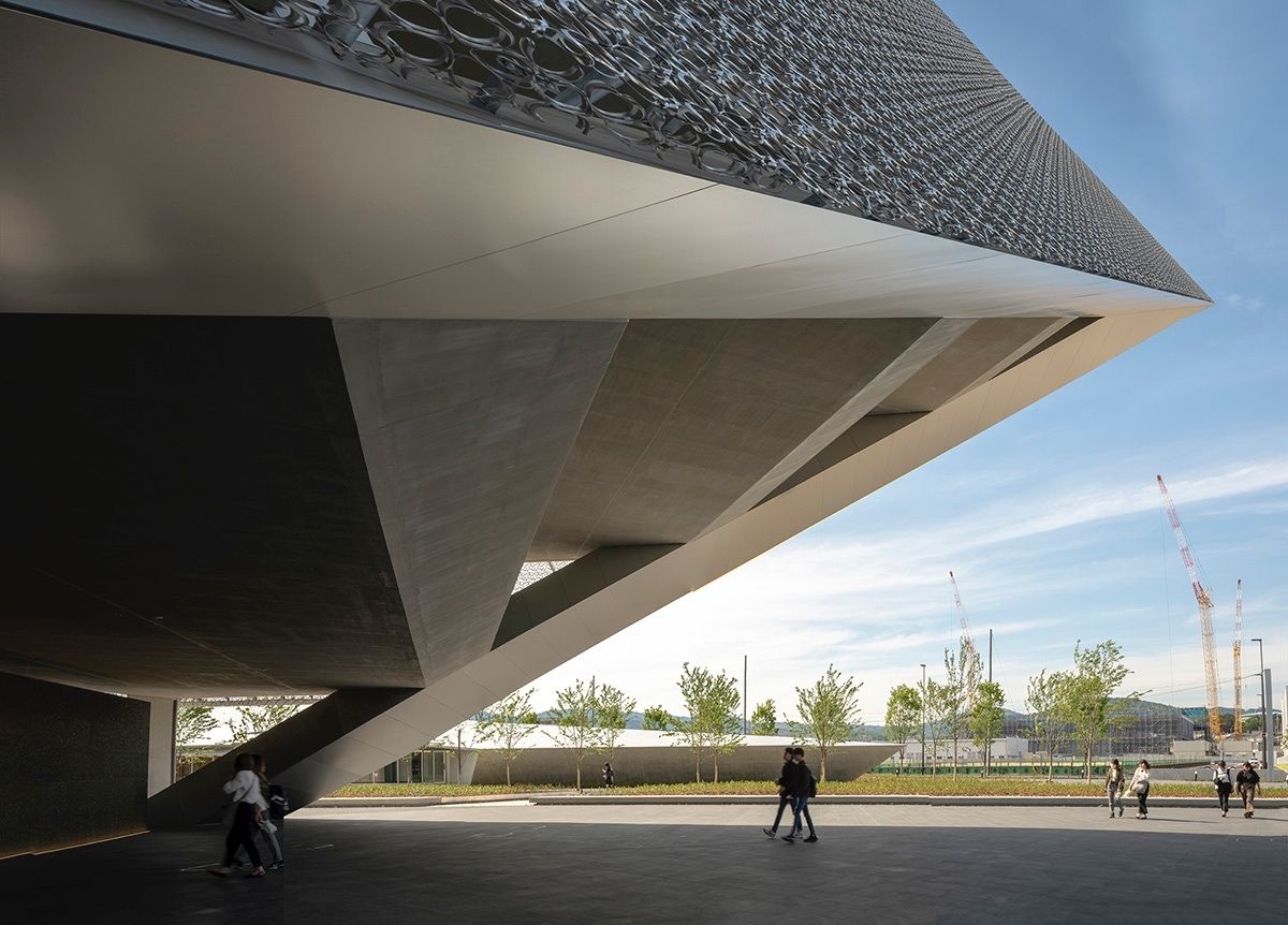 追手門学院大学 茨木総持寺キャンパス ACADEMIC ARKの写真 | TECTURE（テクチャー）