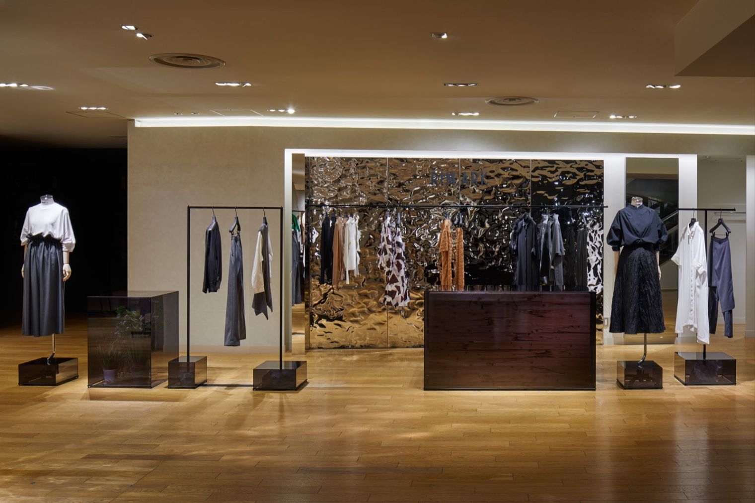 RIM.ARK_ginzaの写真 | TECTURE（テクチャー）