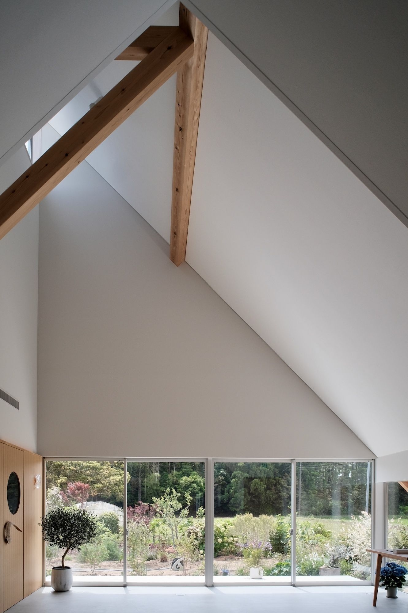 Ushimaru Restaurantの写真 | TECTURE（テクチャー）