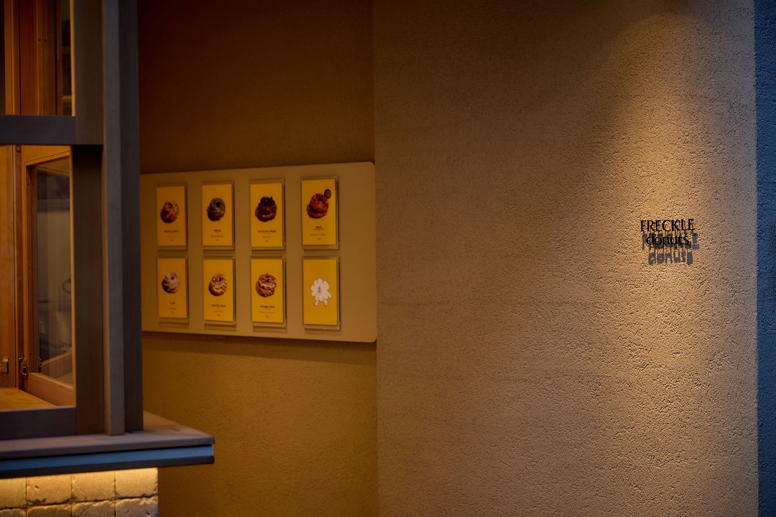 FRECKLE donutsの写真 | TECTURE（テクチャー）