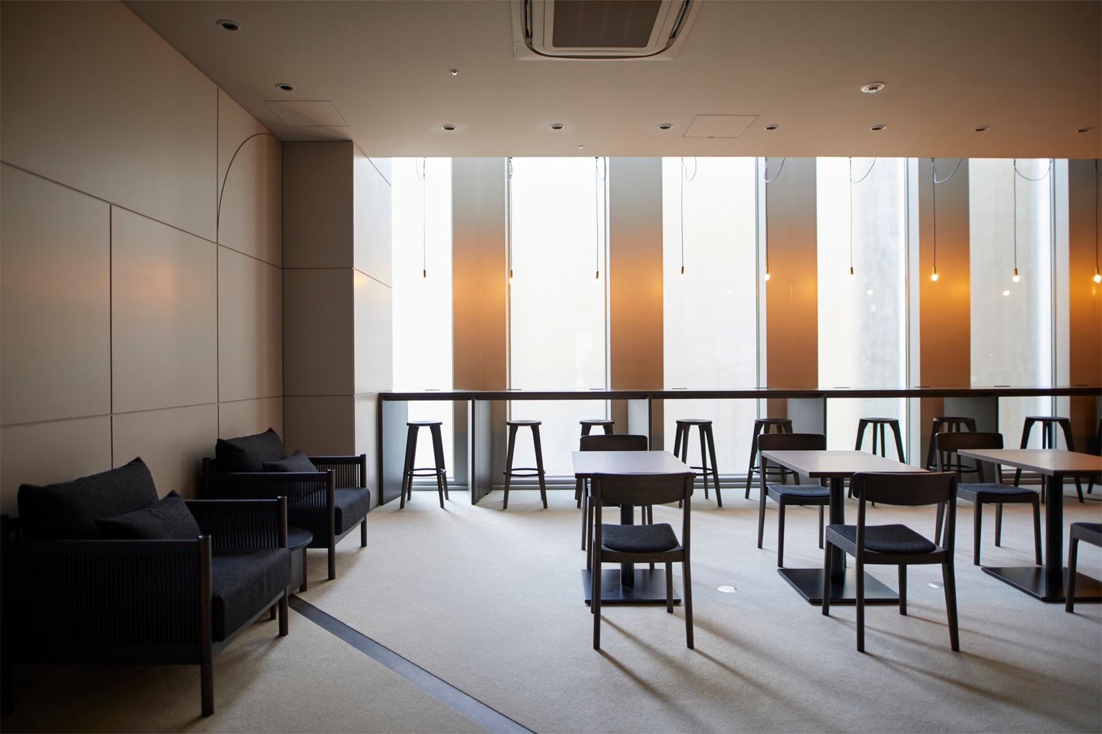 大阪梅田ツインタワーズ・ノース WORKER’S LOUNGEの写真 | TECTURE（テクチャー）