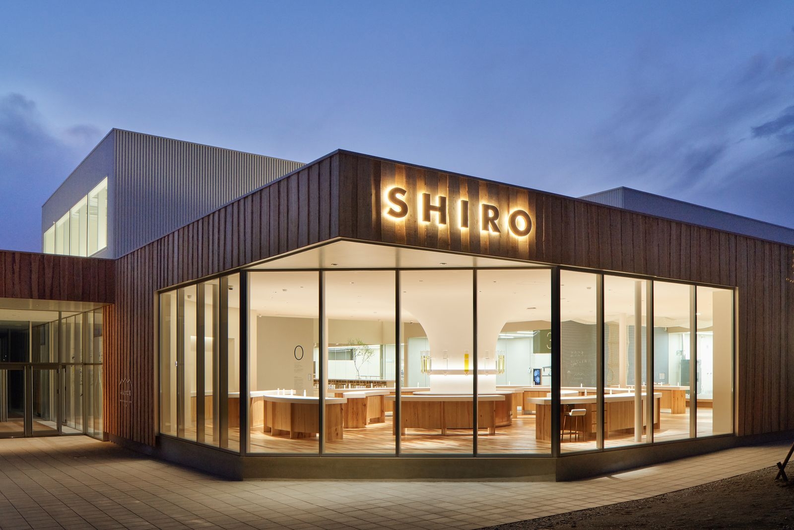 SHIRO砂川本店の写真 | TECTURE（テクチャー）