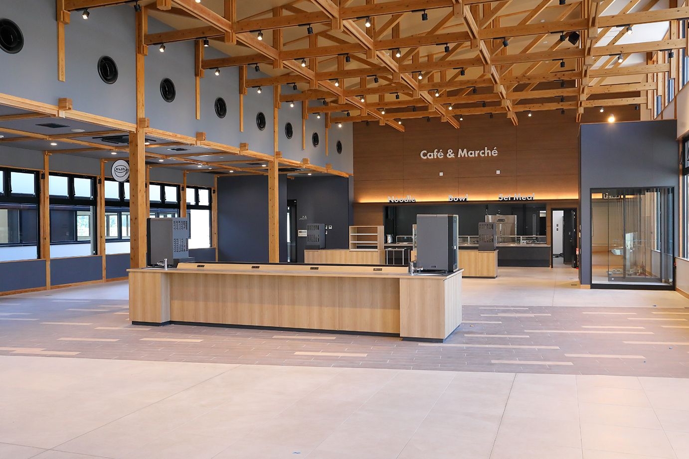 AICA/株式会社タカギ新社屋 R&Dセンター、カフェマルシェ棟、保育所棟 | TECTURE（テクチャー）