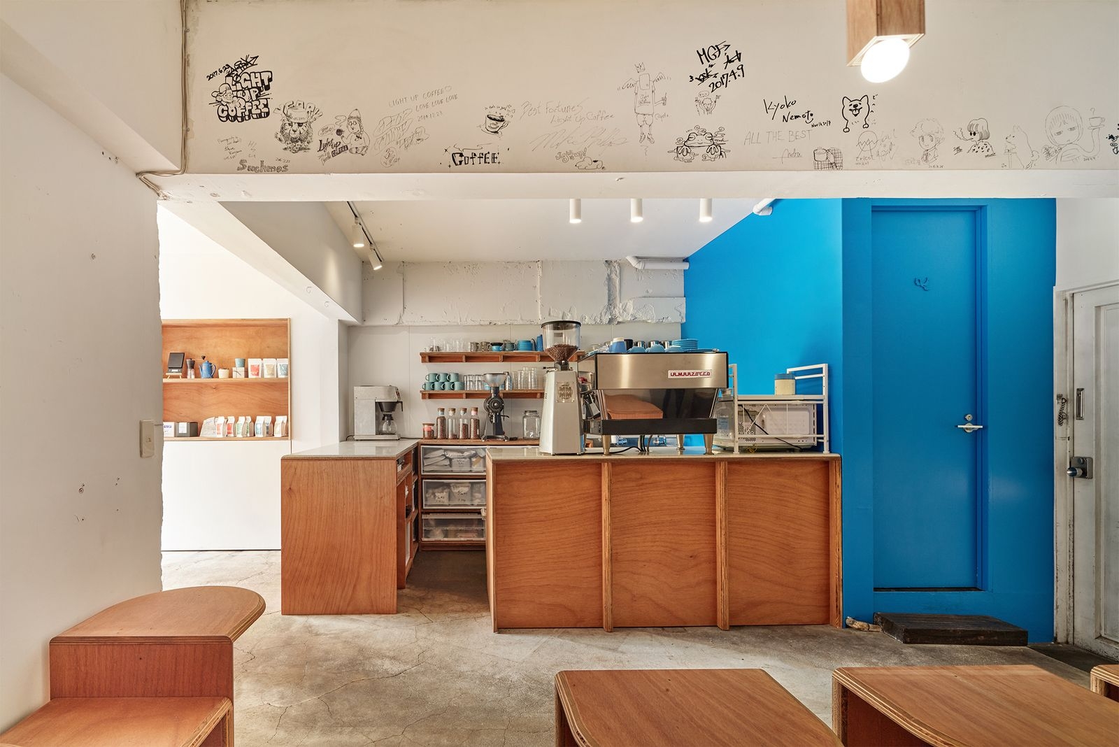 LIGHT UP COFFEE 吉祥寺 | TECTURE（テクチャー）