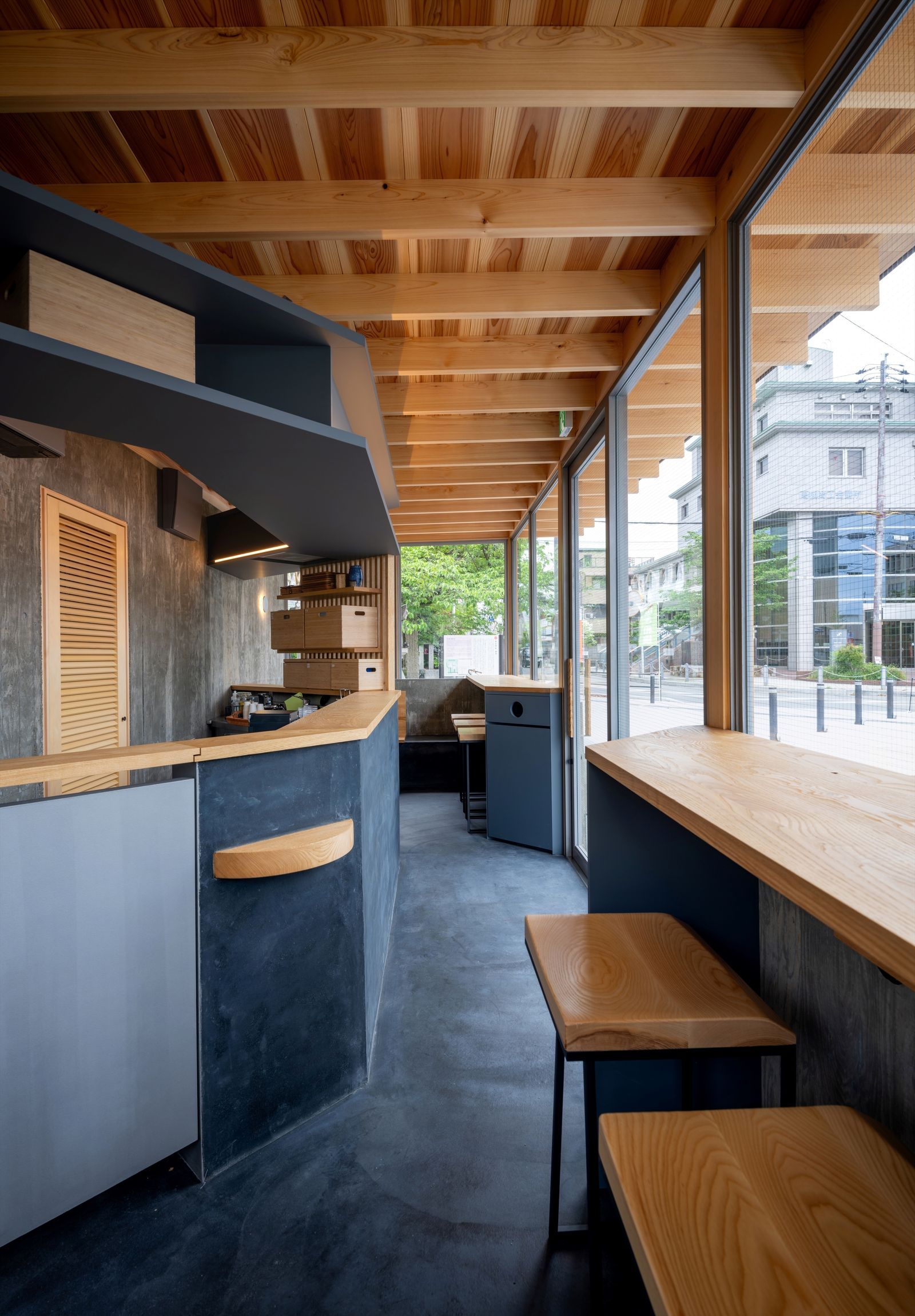 Cafe N+ 歴史をつなぐ曖昧な境界の写真 | TECTURE（テクチャー）