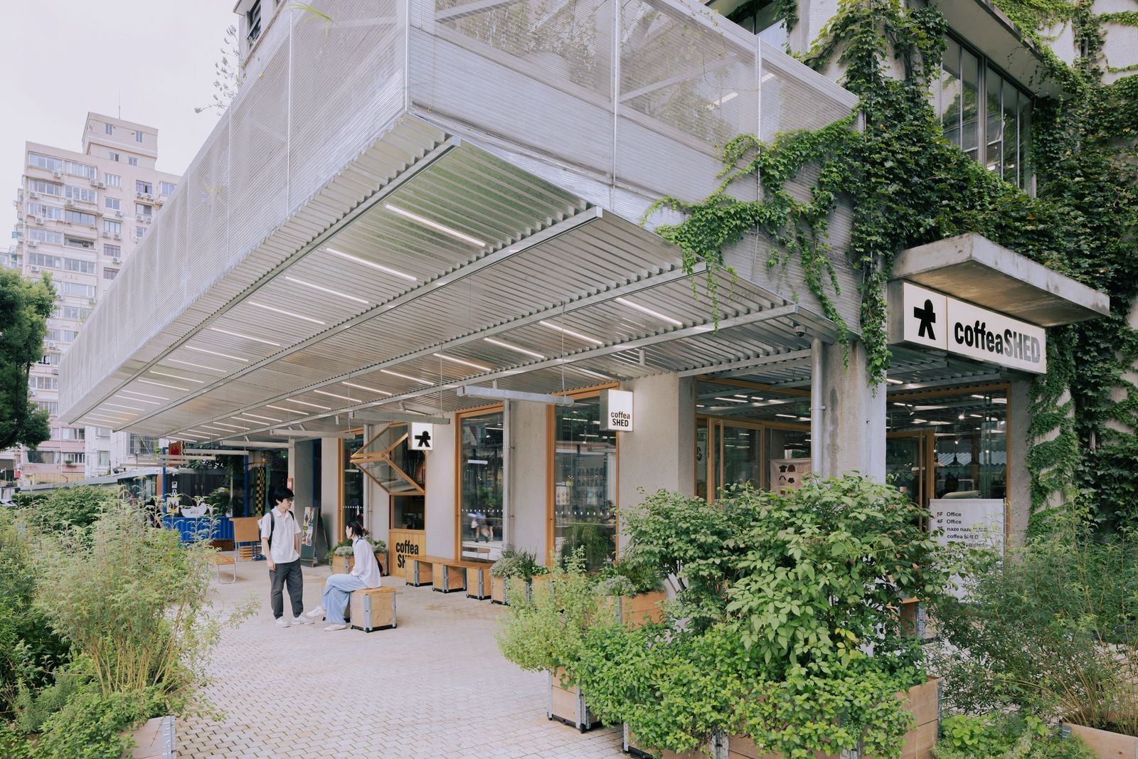 coffea SHED Columbia Circle Storeの写真 | TECTURE（テクチャー）