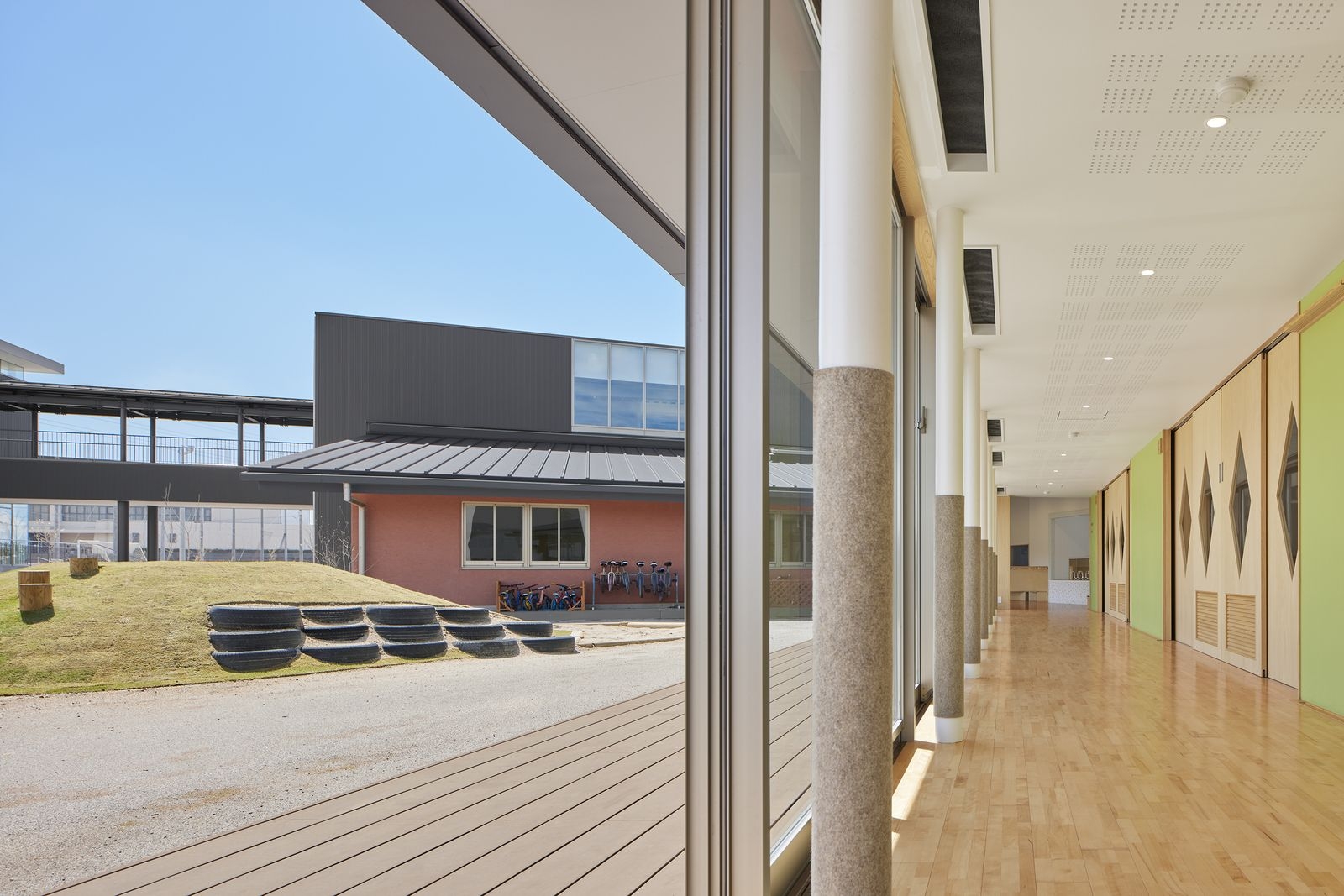 育みの丘 紡ぎの学舎の写真 | TECTURE（テクチャー）