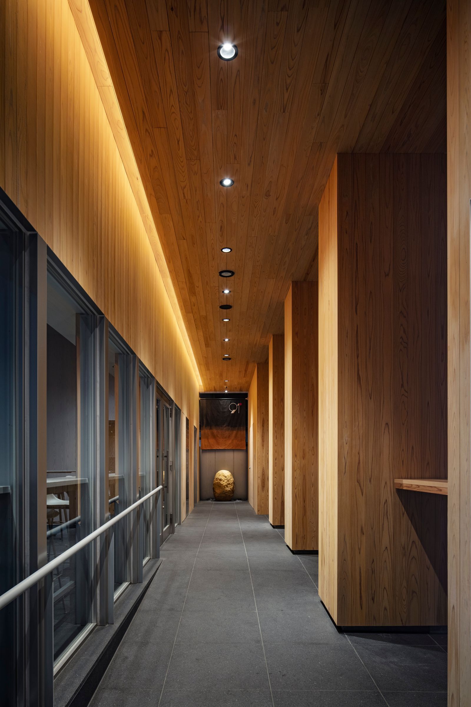 銀座髙木ビル SALON 91°の写真 | TECTURE（テクチャー）