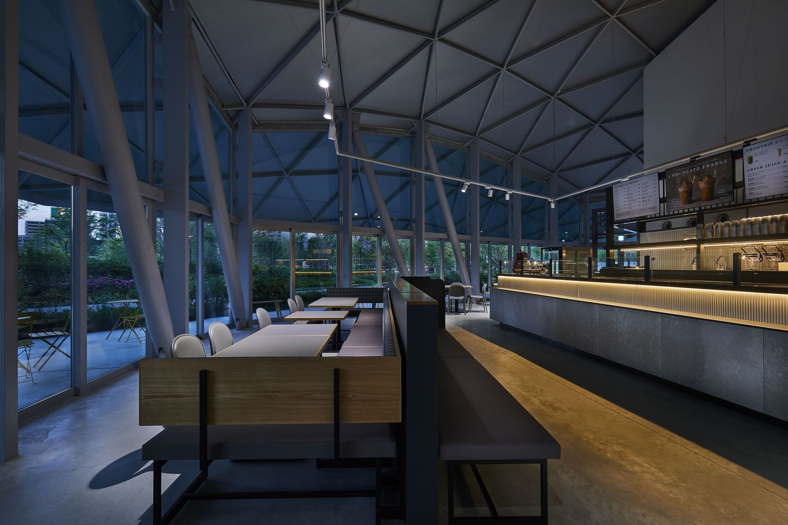 TALKS cafe & bar（トークス カフェアンドバル）の写真 | TECTURE（テクチャー）