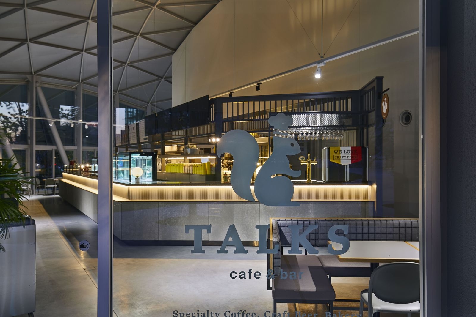 TALKS cafe & bar（トークス カフェアンドバル）の写真 | TECTURE（テクチャー）