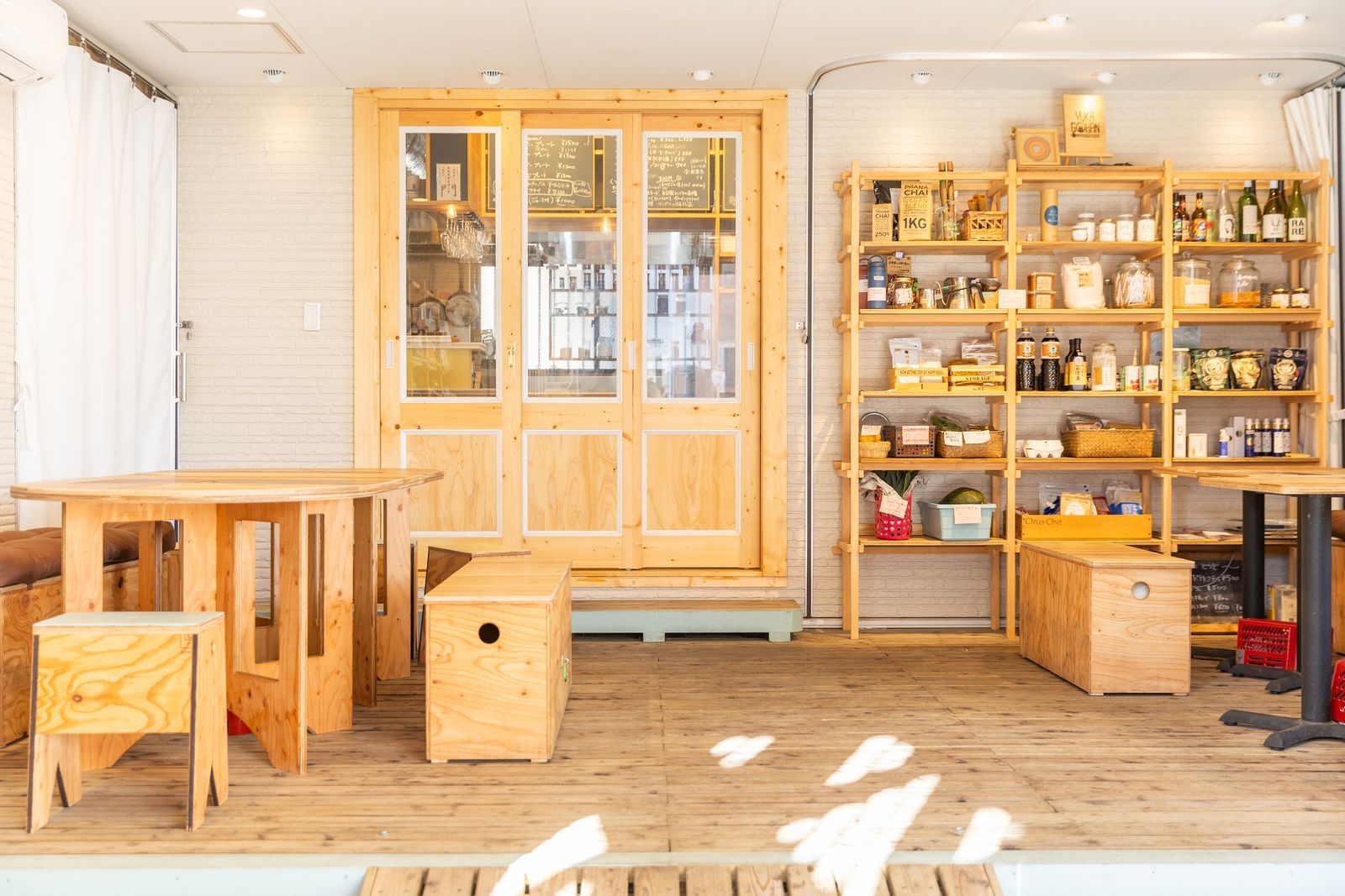 鎌倉市材木座 くるくる未来研究所プロジェクト 「YUKAGOHAN CAFE」の写真 | TECTURE（テクチャー）