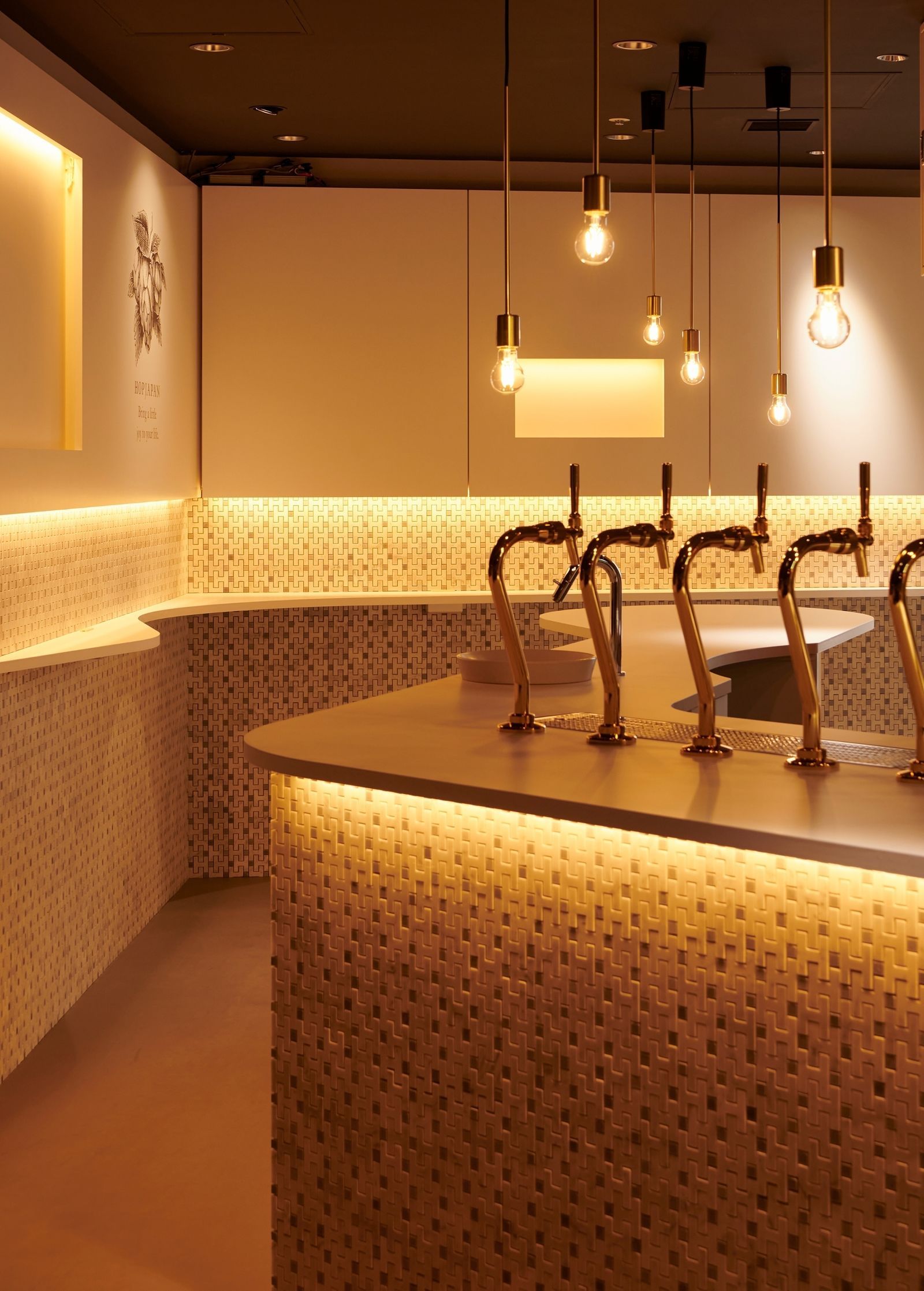 HOP JAPAN TapRoom IWAKIの写真 | TECTURE（テクチャー）