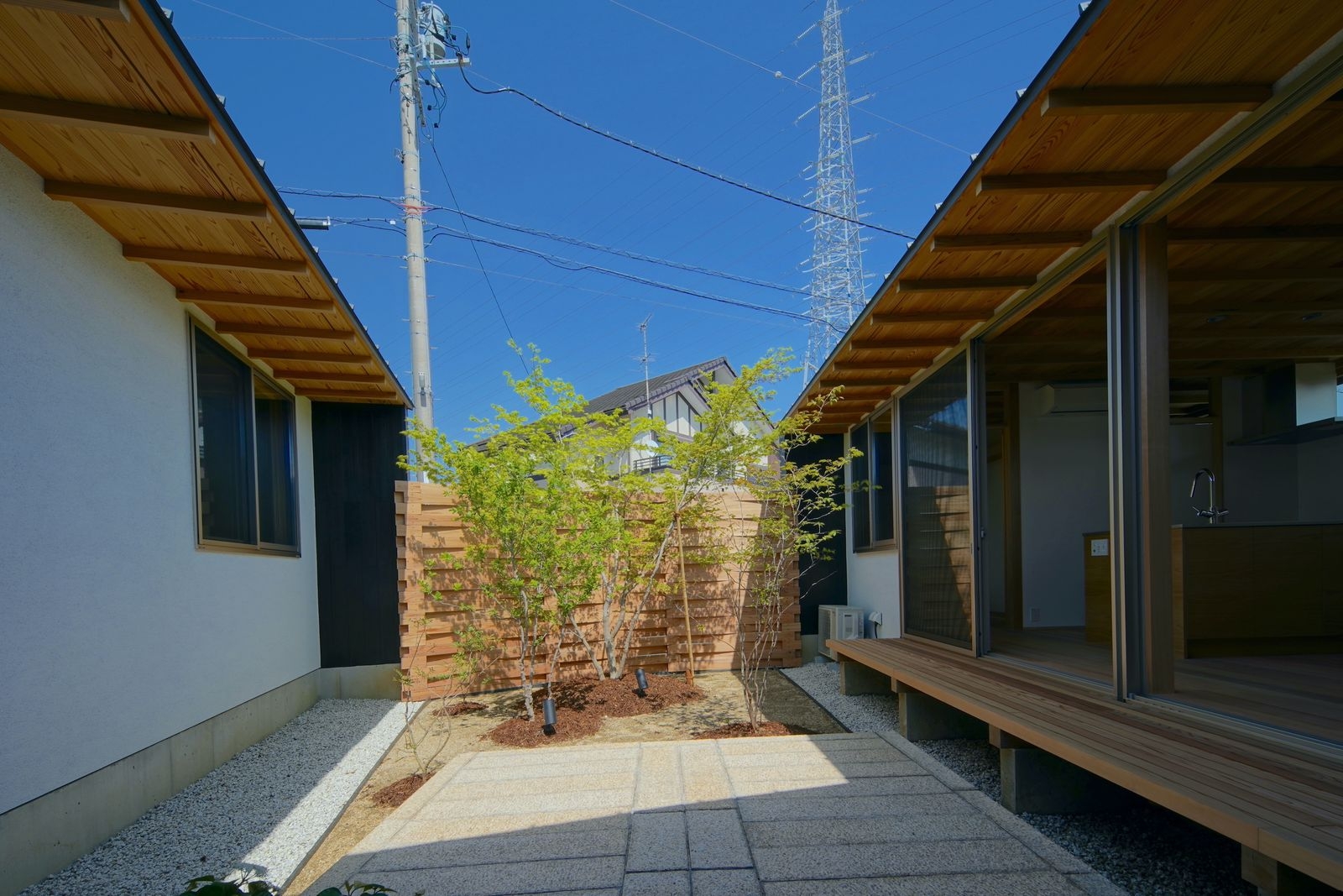 色々な表情を持つ平屋の写真 | TECTURE（テクチャー）