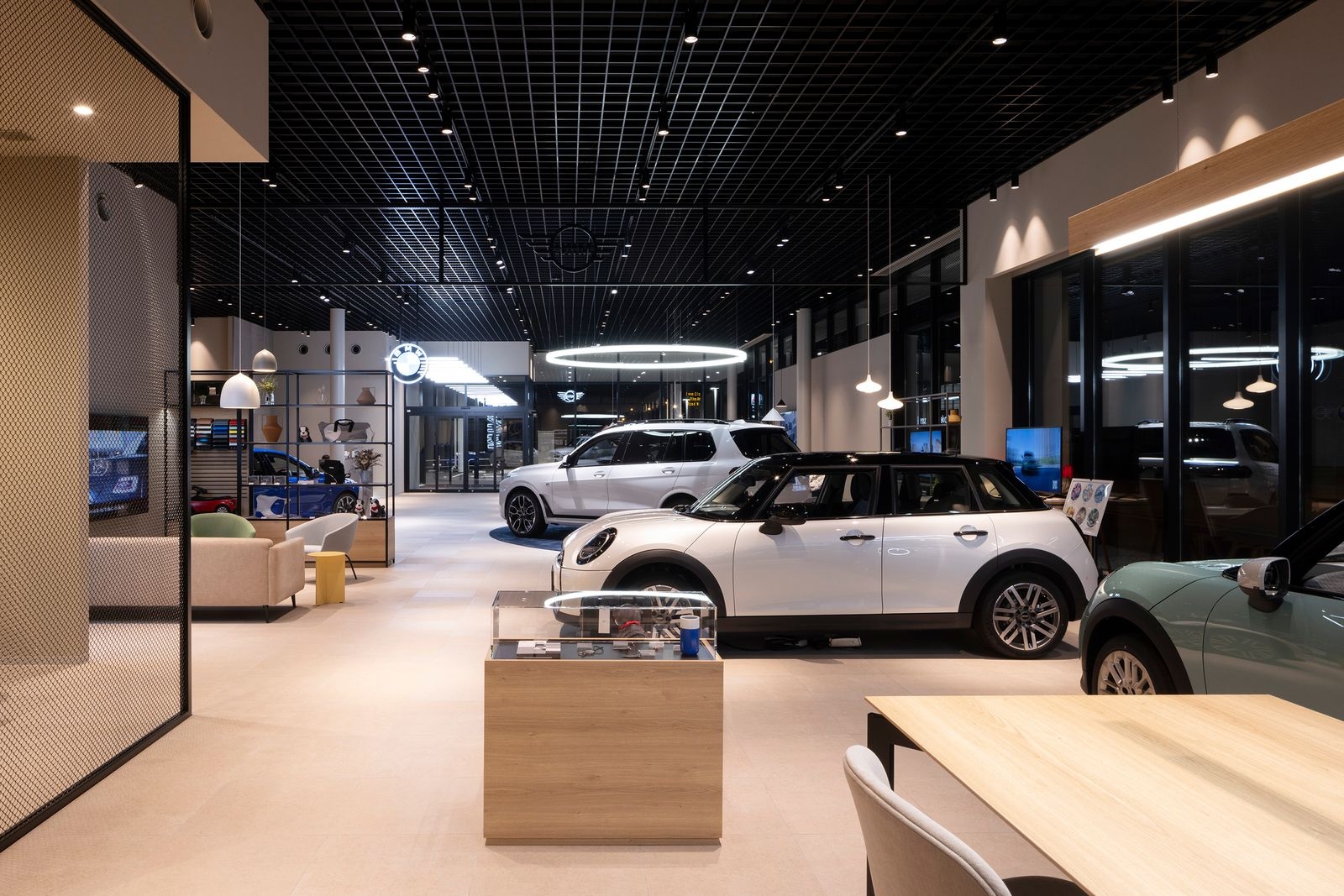 Hakodate BMW/MINI函館の写真 | TECTURE（テクチャー）