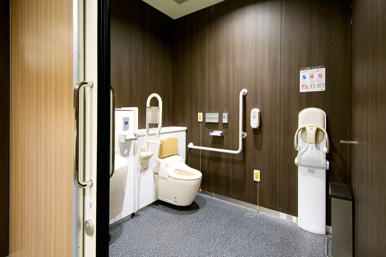 AICA/地下鉄南北線仙台駅（北側）客用トイレ | TECTURE（テクチャー）