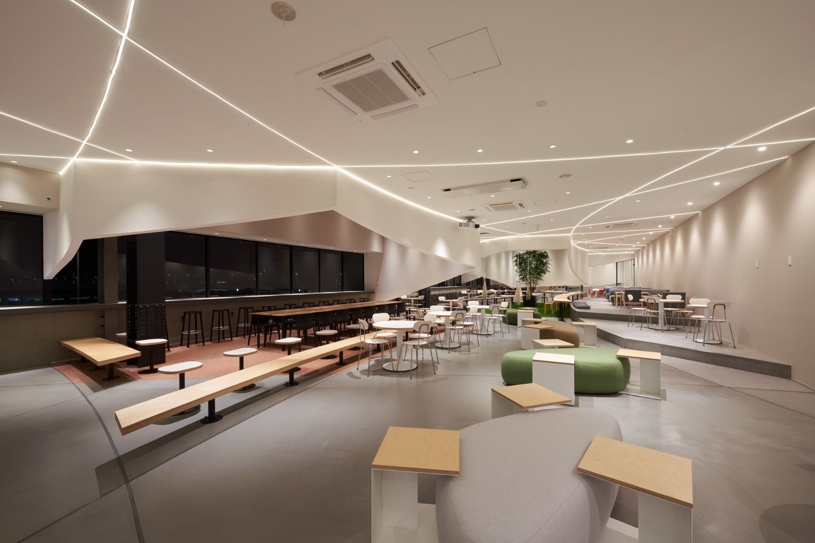 ESR尼崎DC KLÜBB エリアの写真 | TECTURE（テクチャー）