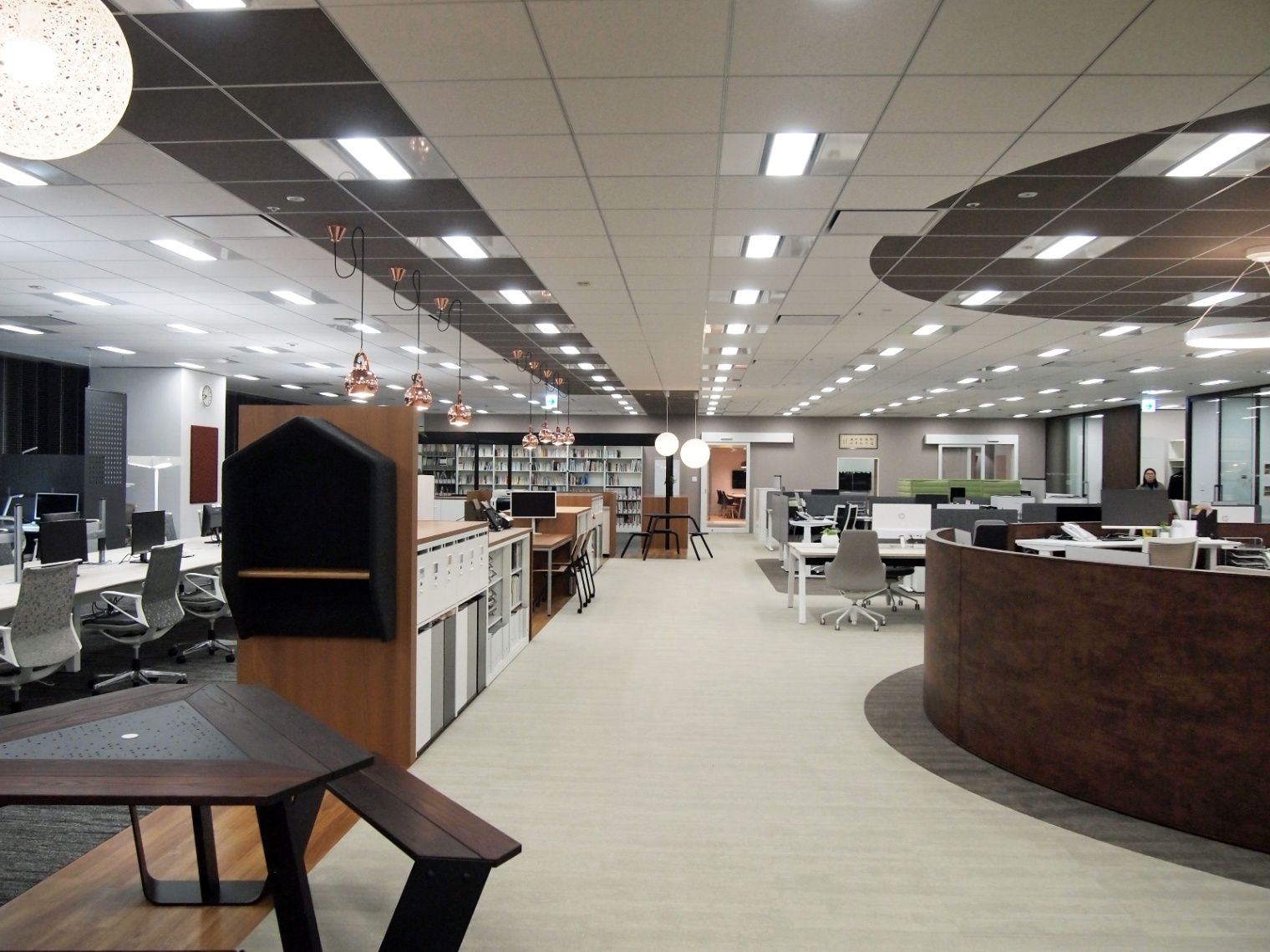 オカムラ 赤坂CO-DO LABO | TECTURE（テクチャー）