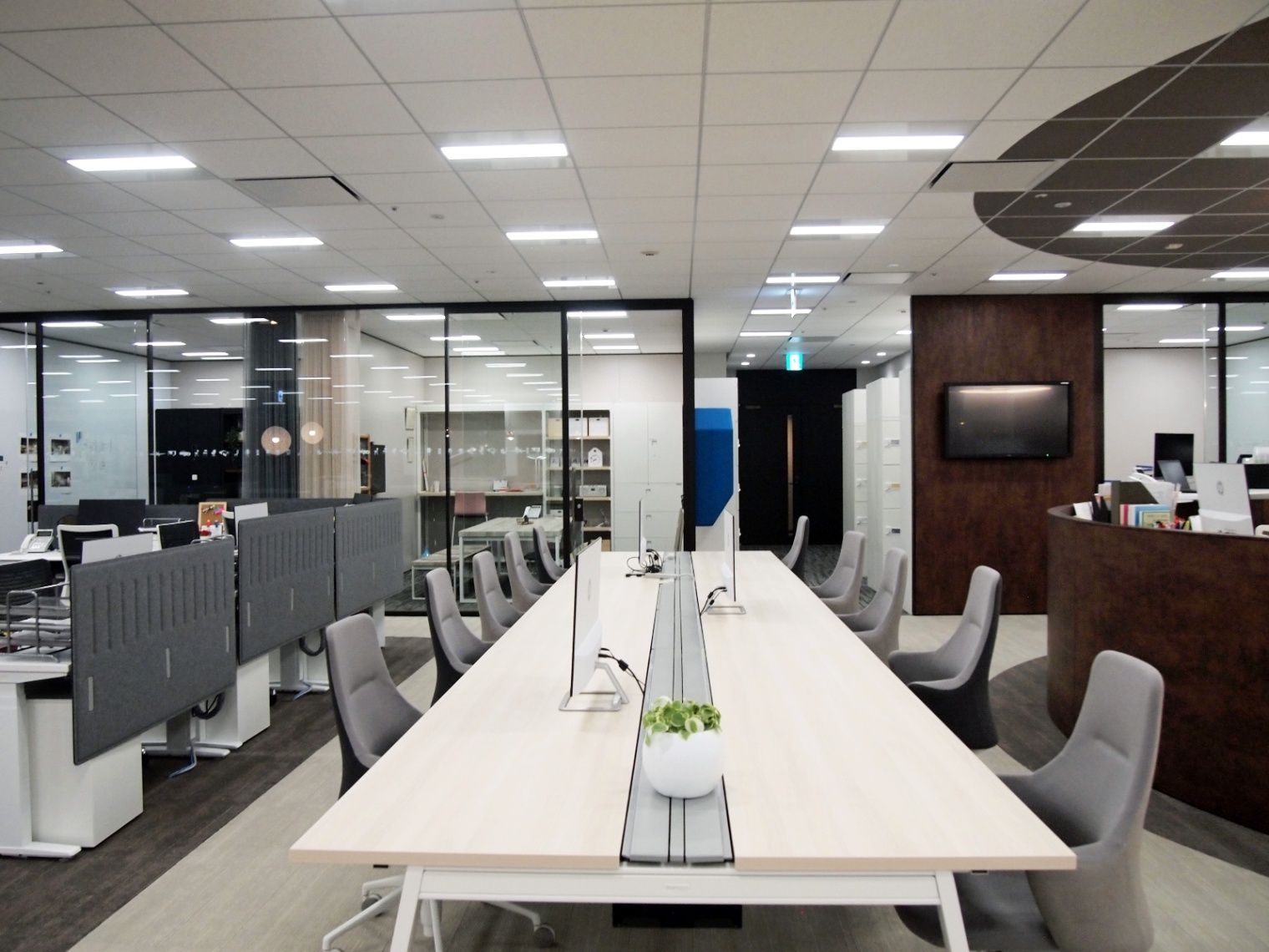 オカムラ 赤坂CO-DO LABOの写真 | TECTURE（テクチャー）