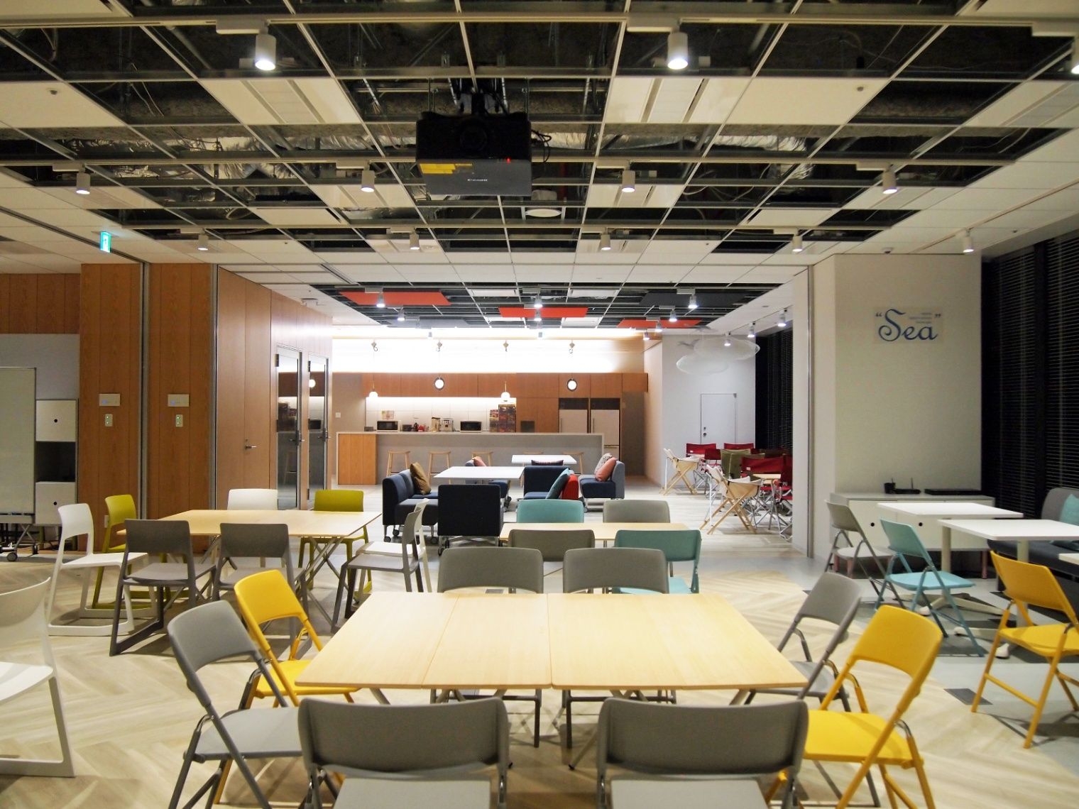 オカムラ 赤坂CO-DO LABOの写真 | TECTURE（テクチャー）