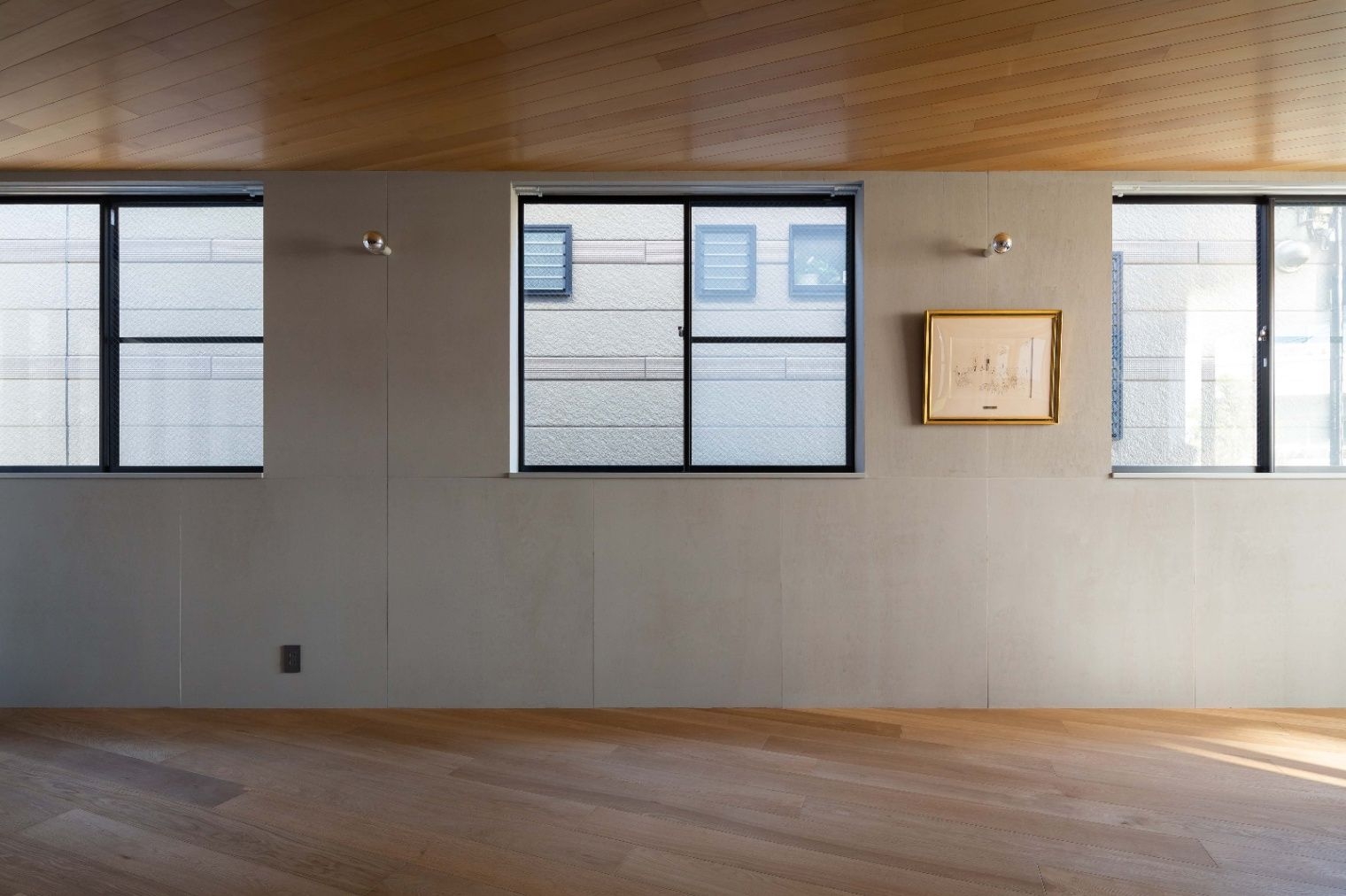 ROKA の写真 | TECTURE（テクチャー）