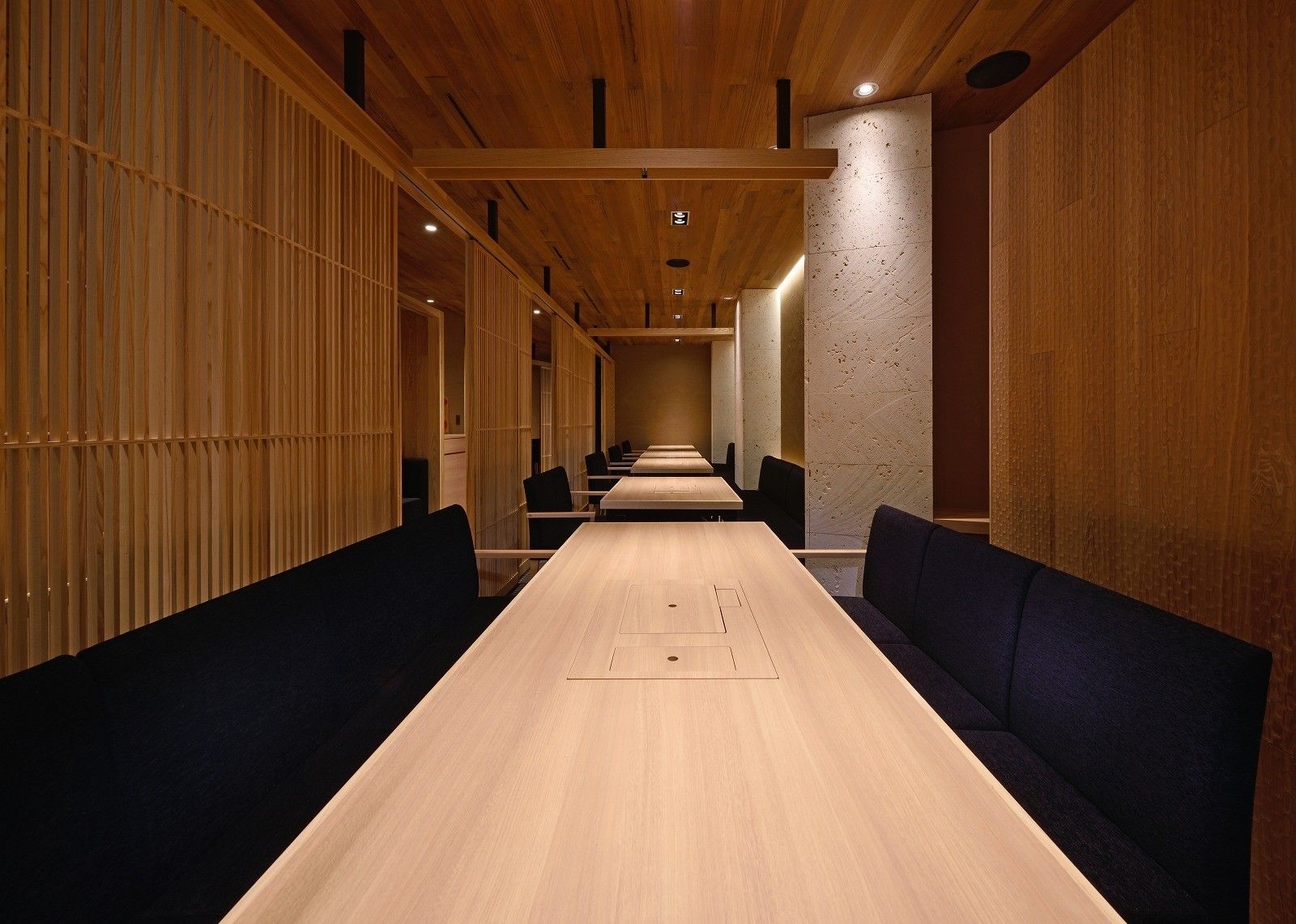 焼肉 琉球の牛 那覇国際通り店の写真 | TECTURE（テクチャー）