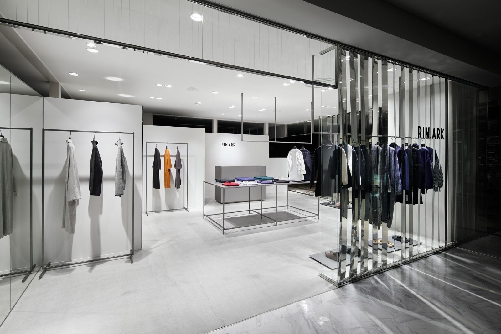 RIM.ARK_shinjuku(旧店舗)の写真 | TECTURE（テクチャー）