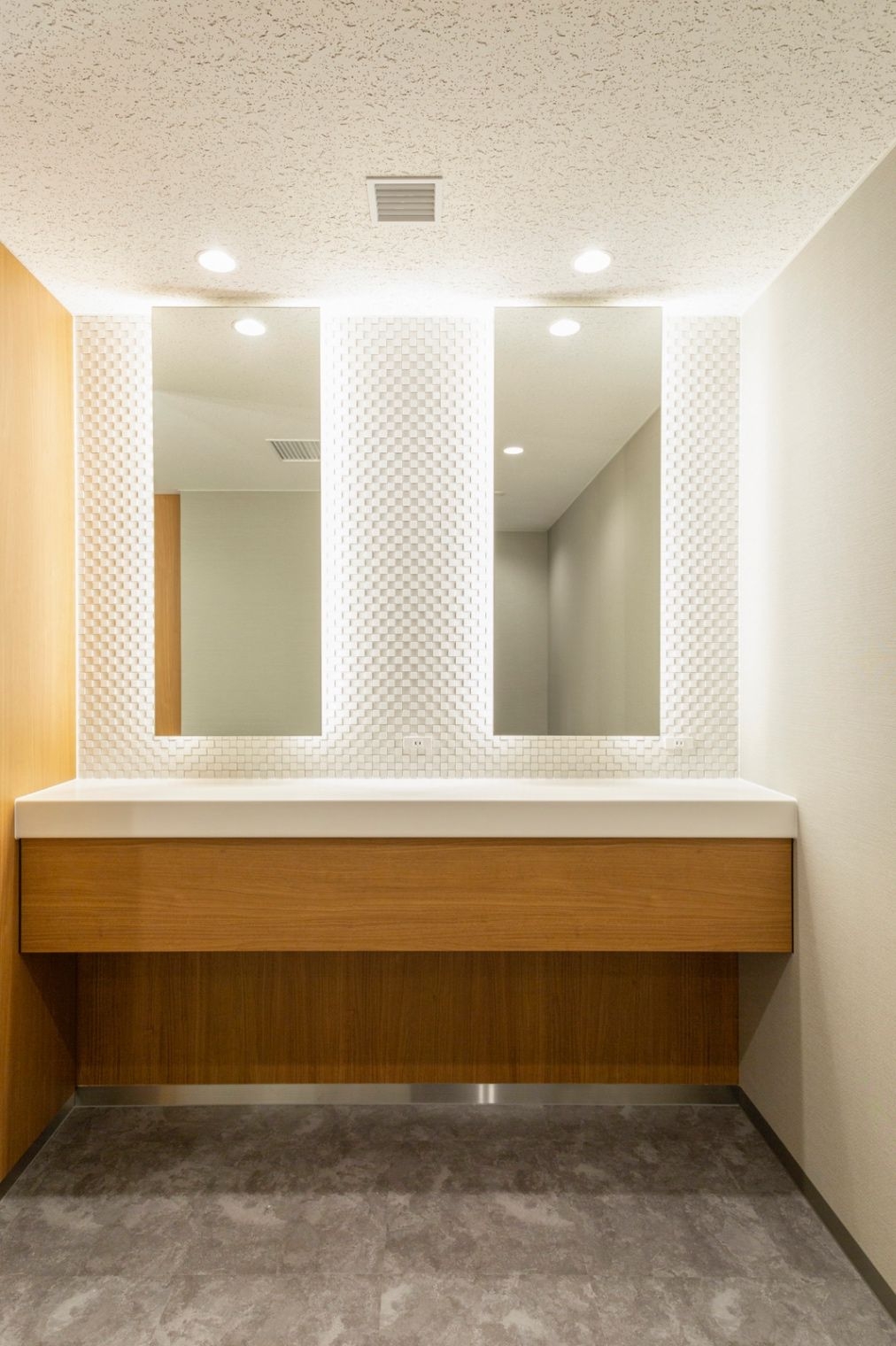 AICA/LUCROSS BLDG. | TECTURE（テクチャー）