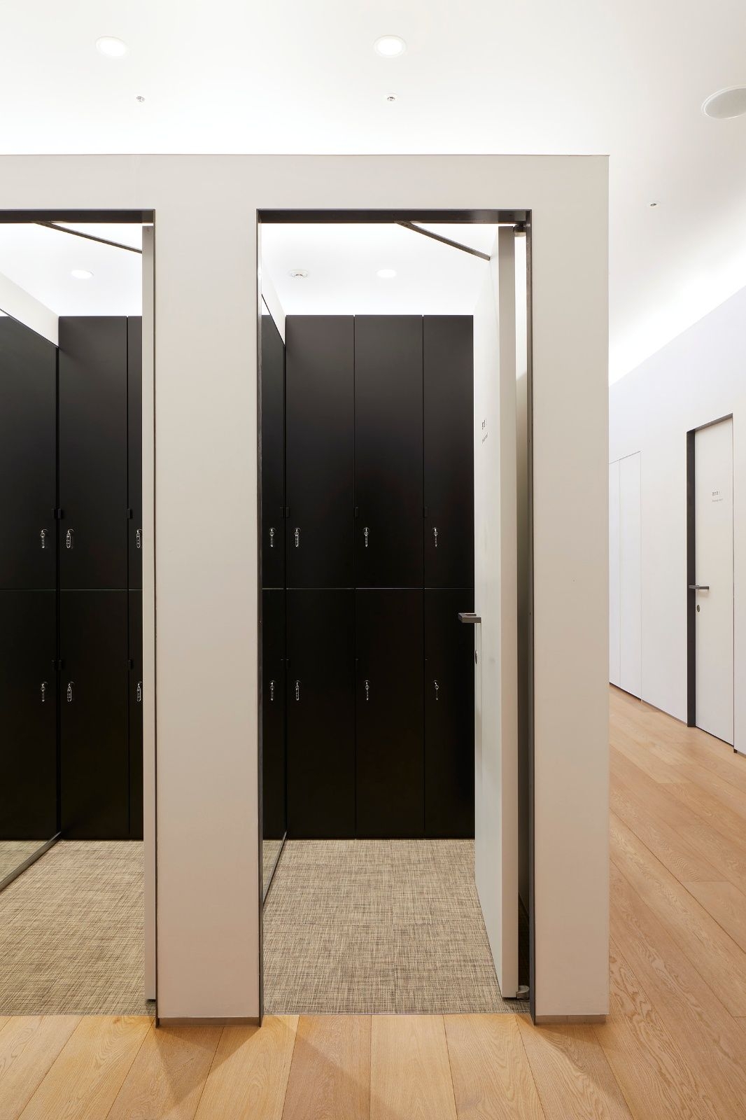 KRD nihombashi の写真 | TECTURE（テクチャー）