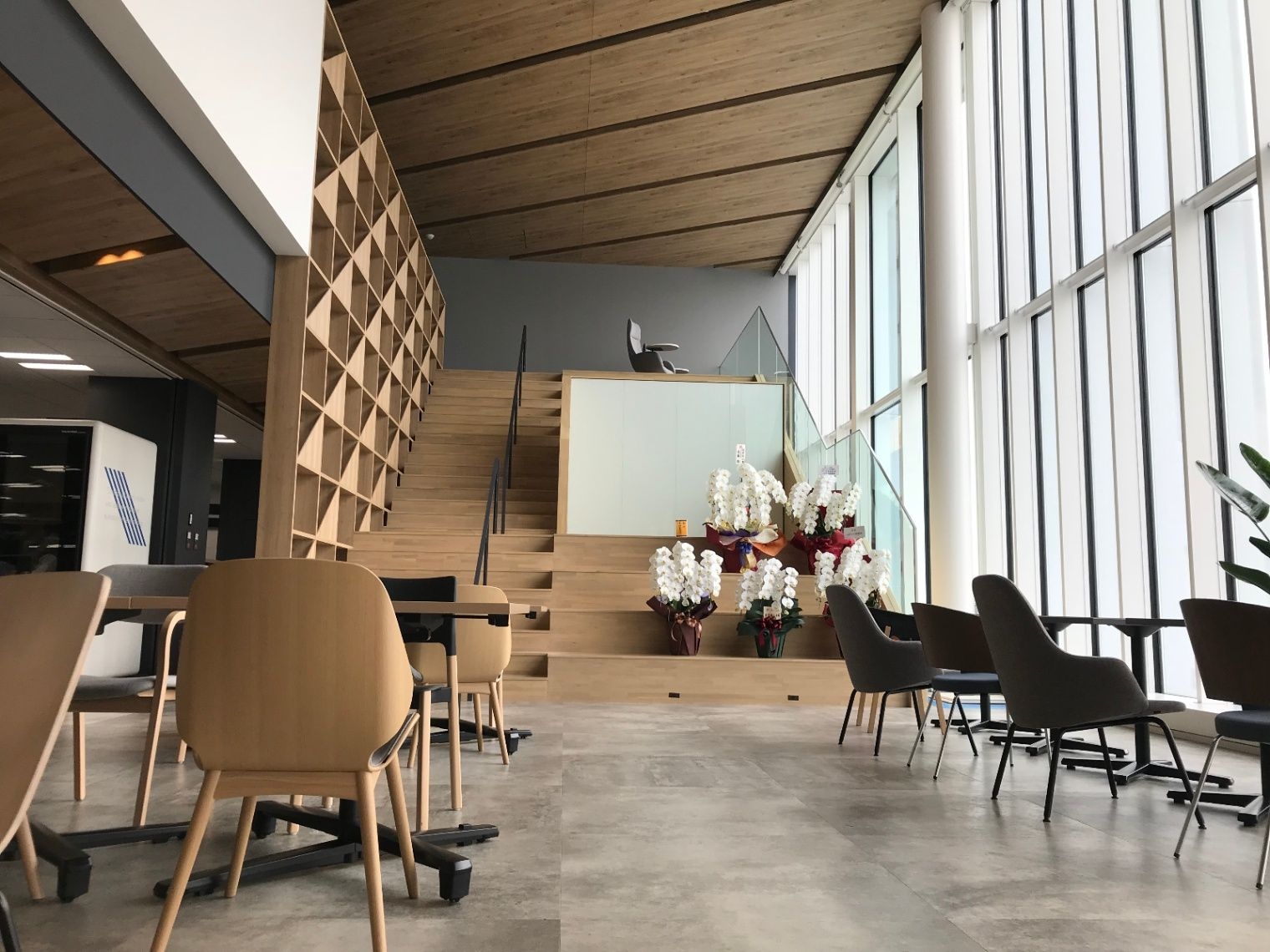 オカムラ 富士事業所 F-cubeの写真 | TECTURE（テクチャー）