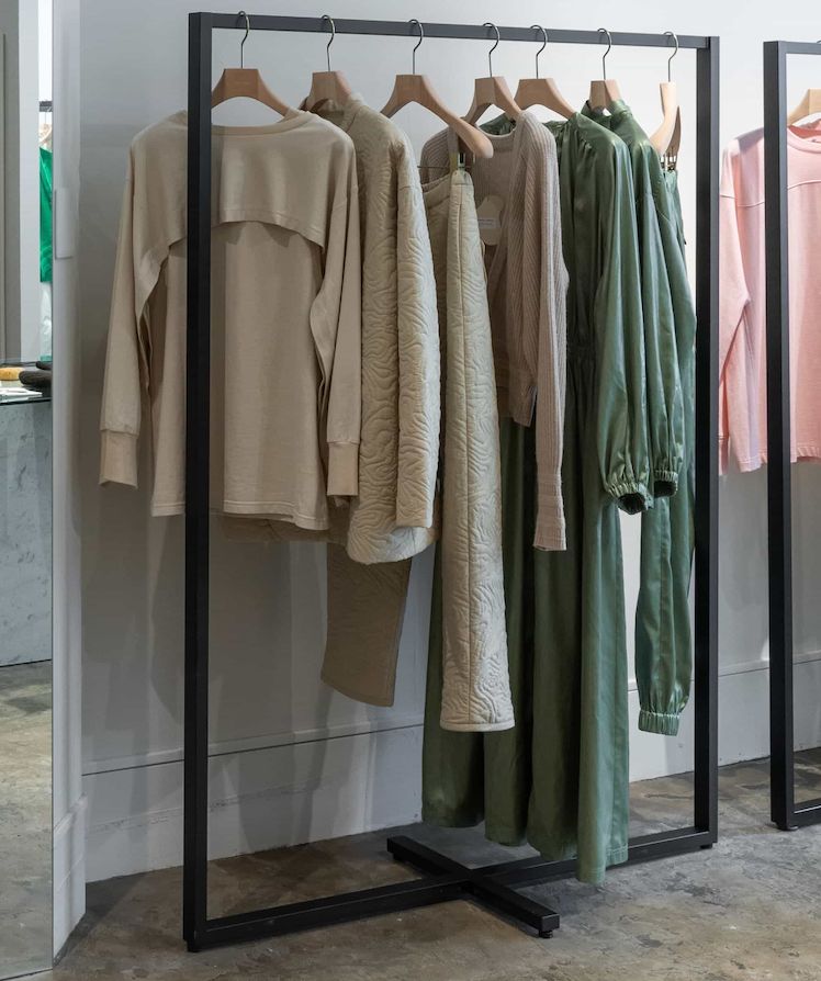 特注ハンガーラック ST 角パイプ 焼付塗装 | TECTURE（テクチャー）