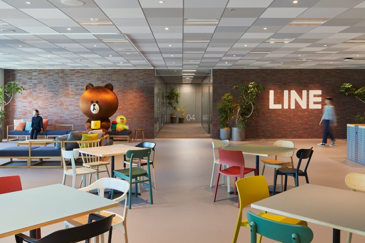 LINE YOTSUYAの写真 | TECTURE（テクチャー）