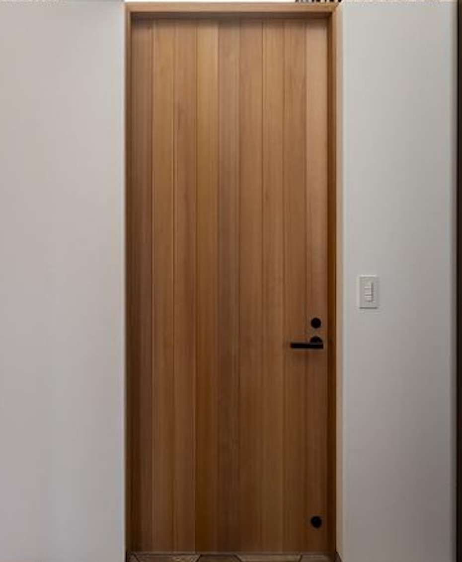 特注玄関建具 米杉 プラネットカラー | TECTURE（テクチャー）