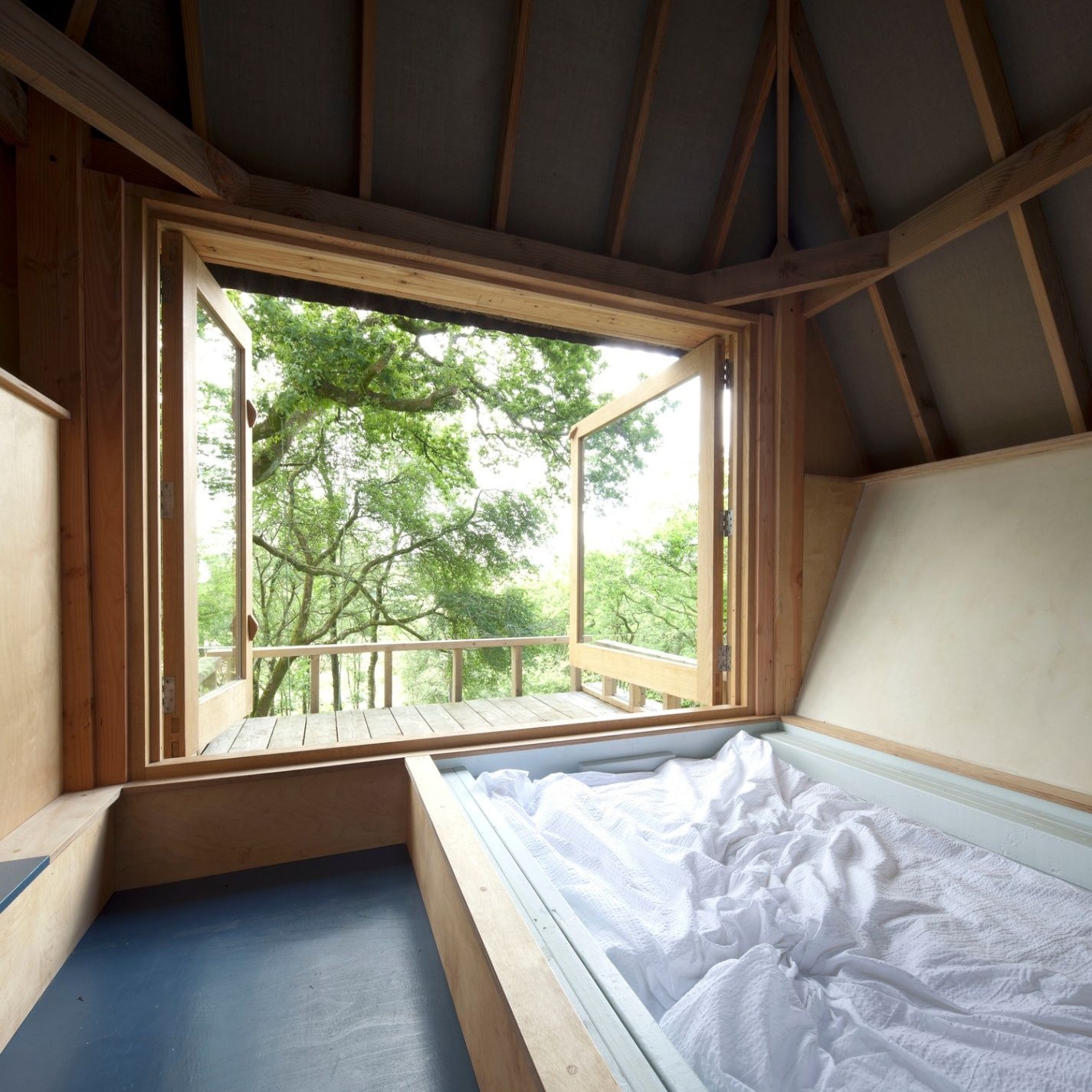 Hut on stiltsの写真 | TECTURE（テクチャー）