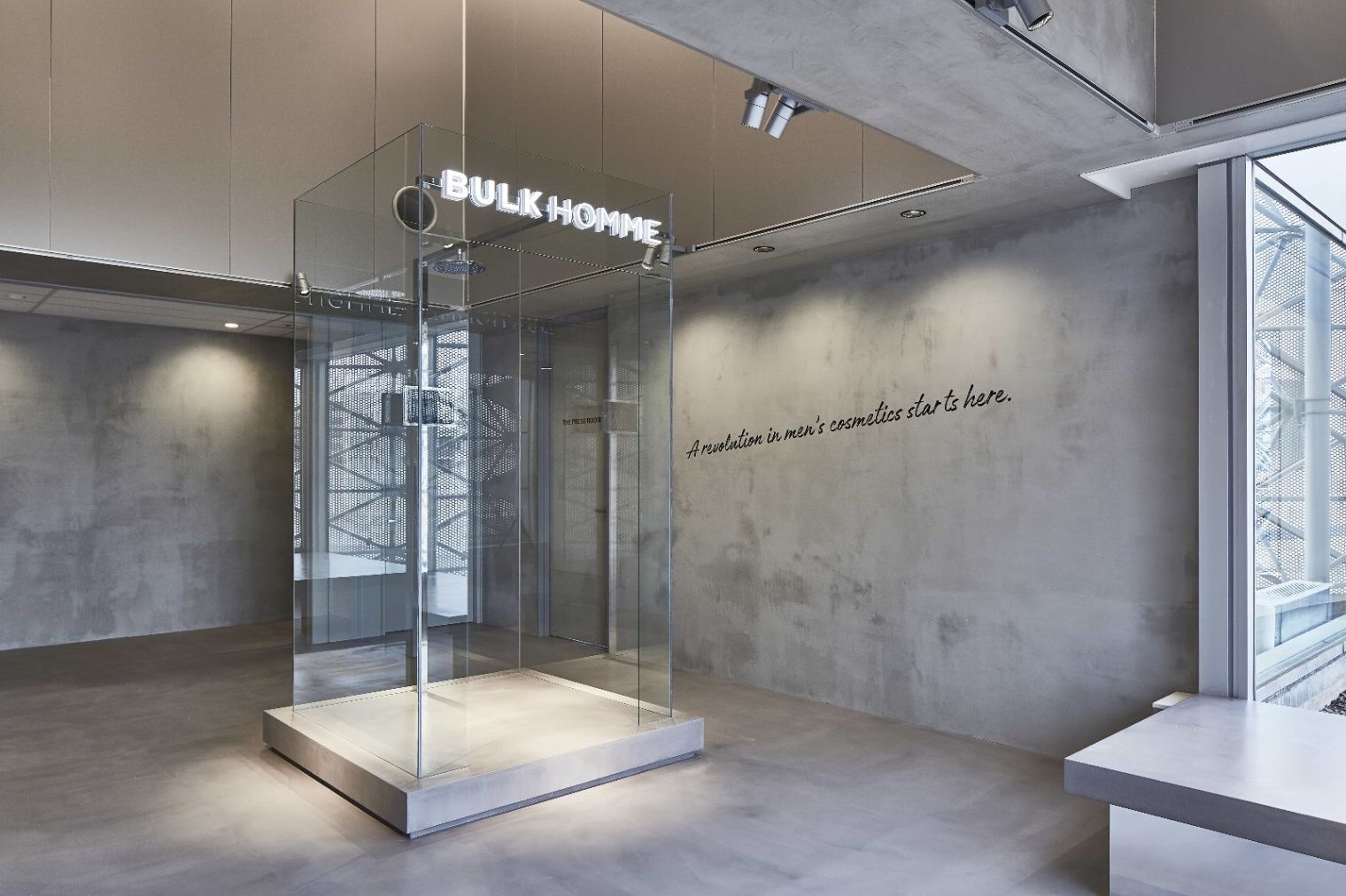 BULKHOMMEの写真 | TECTURE（テクチャー）