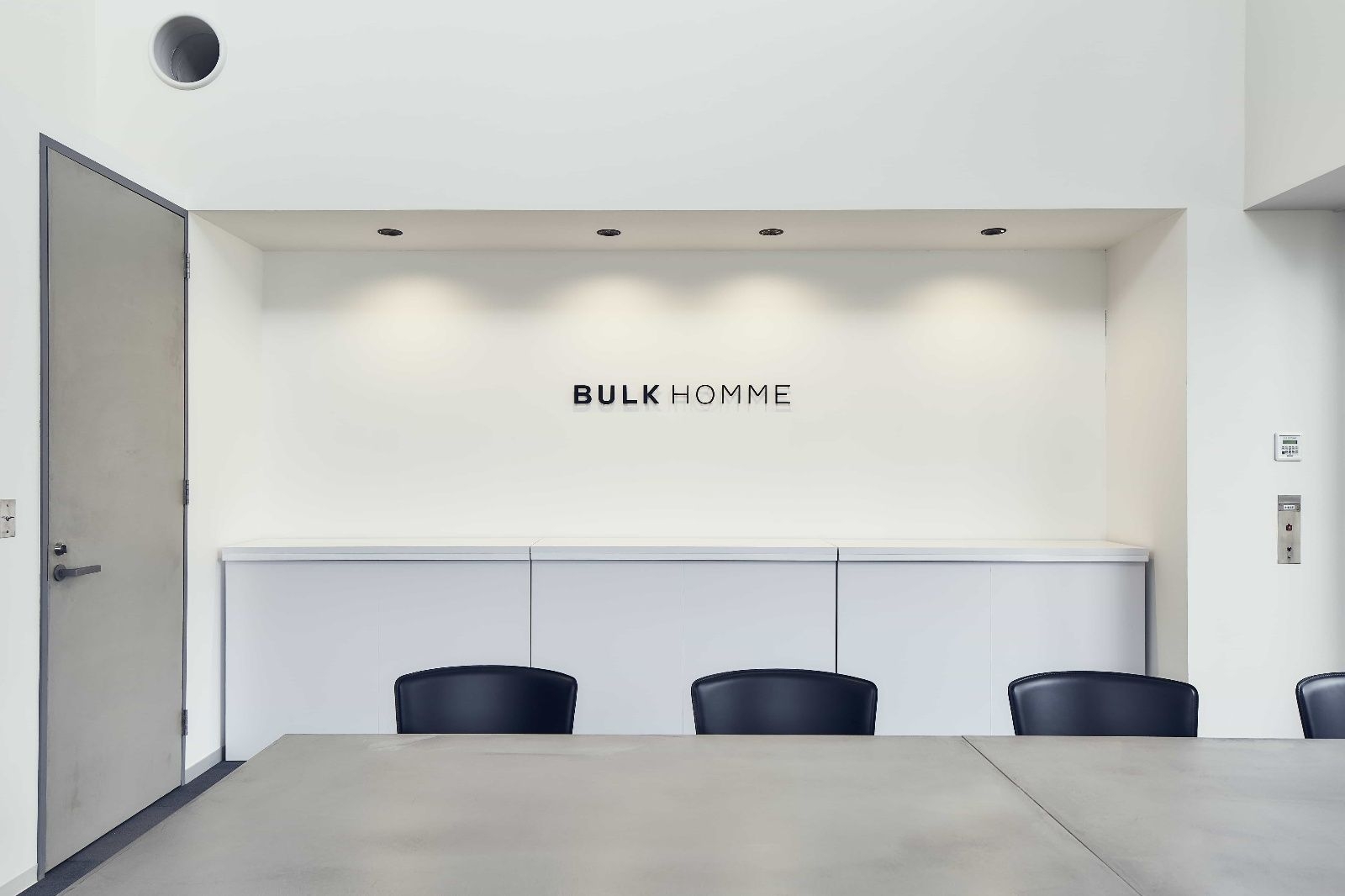 BULKHOMMEの写真 | TECTURE（テクチャー）