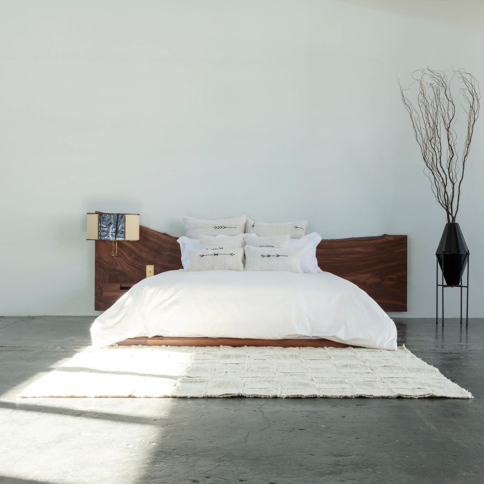 CLARO WALNUT BED | TECTURE（テクチャー）