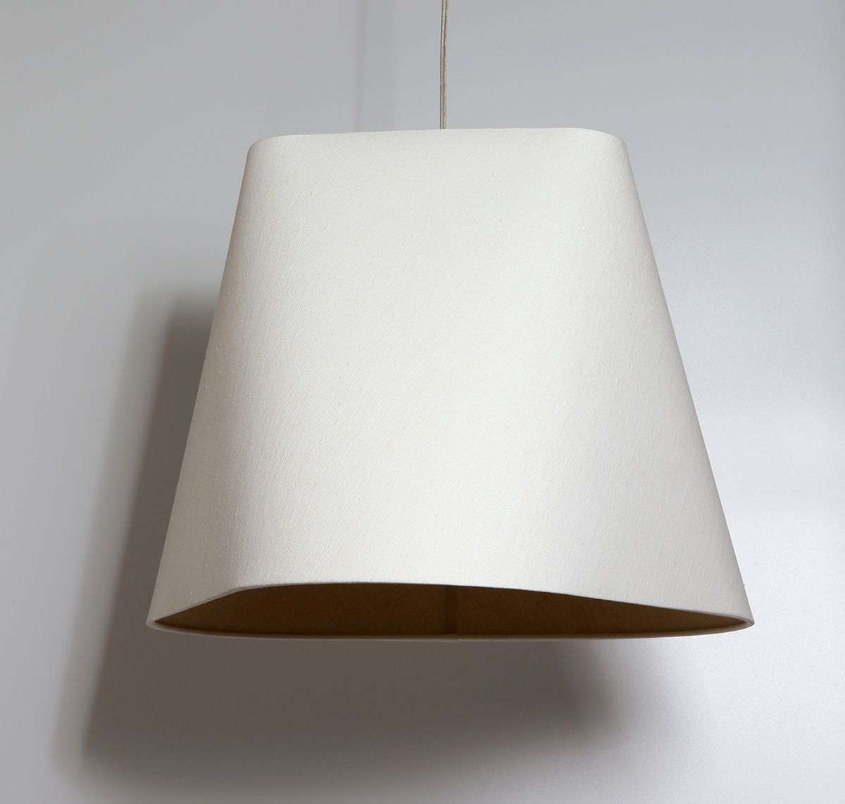 SPIN PYRAMID PENDANT | TECTURE（テクチャー）