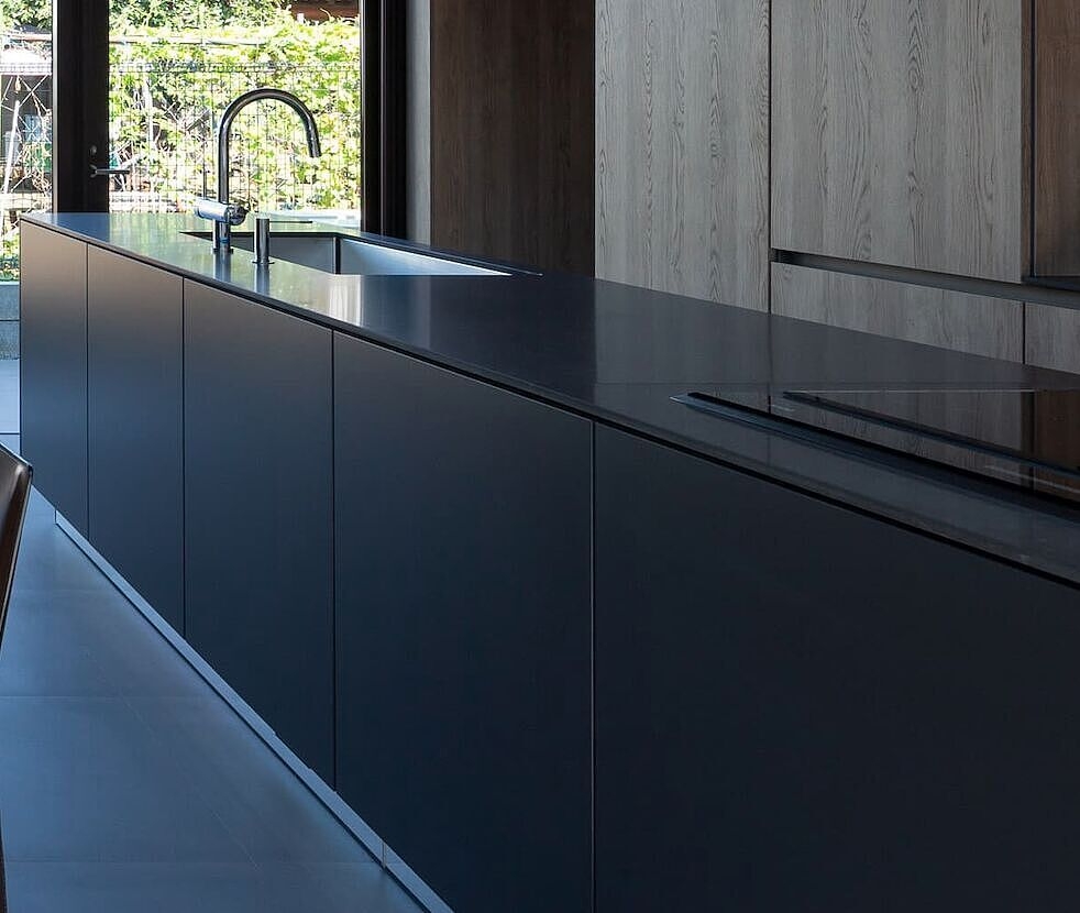 PURE GRAPHITE GREY/PROVENCE OAK | TECTURE（テクチャー）